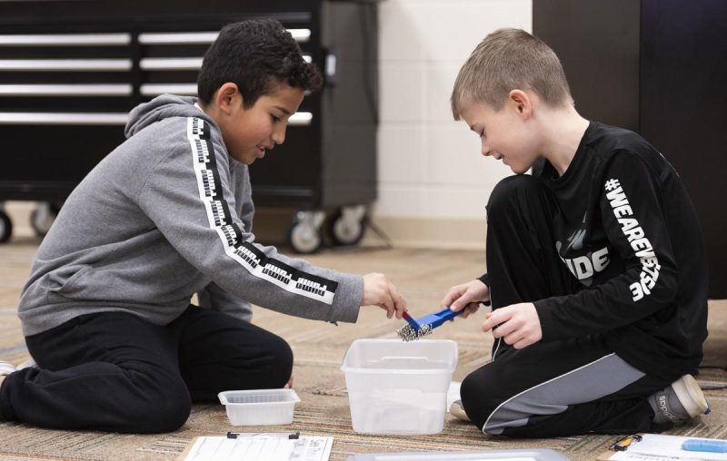 Perry Creek Elementary students learn about magnetism during ...